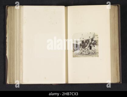 Courtyard of the Château de la Forêt in Quimper Stock Photo - Alamy