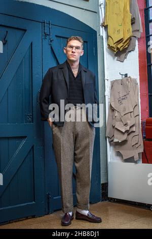 Scott Fraser Simpson british fashion designer in his studio Stock Photo ...