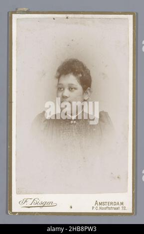 Portrait of a woman, Friedrich Carel Hisgen, c. 1890 - c. 1910 ...