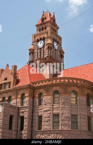 Wise County Courthouse in Downtown Decatur, TX Stock Photo - Alamy