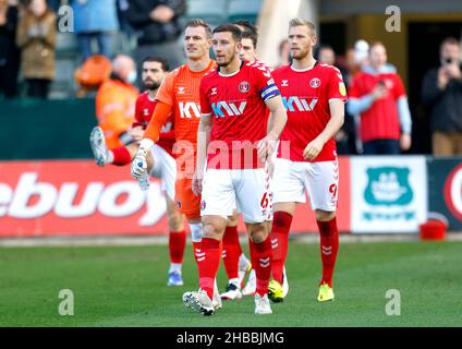 Charlton Athletic's Jason Pearce leads the team out Stock Photo - Alamy