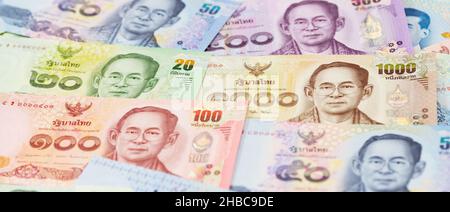 Thai baht note depicting king of Thailand Stock Photo - Alamy