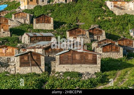 Golezena, a highland village in the Ardeşen district of Rize, offers authentic houses Stock ...