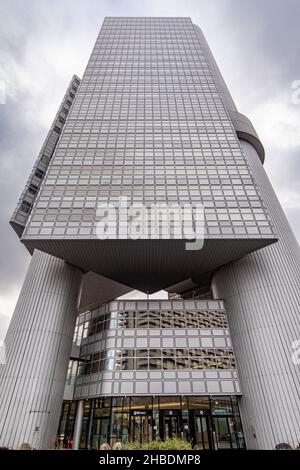 The HVB-Tower in Munich Bogenhausen The HVB-Tower highrise in ...