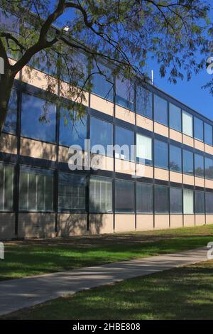 IIT's buildings on the Chicago college campus Stock Photo - Alamy