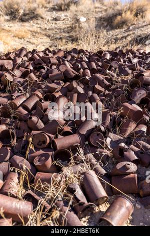 Old pile of rusty food cans in the garbage Stock Photo - Alamy