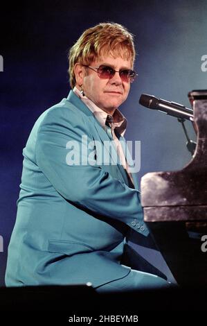 Verona Italy 08/09/2001: Elton John,English singer, during the live ...