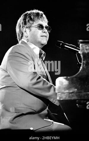 Verona Italy 08/09/2001: Elton John,English singer, during the live ...