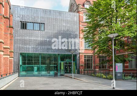 Manchester University historic buildings Architecture quad quadrangle ...