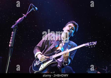 John Mayer performs on stage at the 02 Arena in London Stock Photo - Alamy