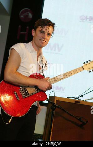 Franz Ferdinand, Nicholas McCarthy Stock Photo - Alamy