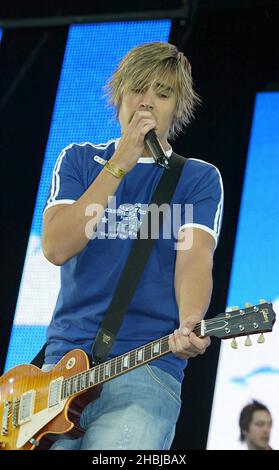 Charlie from Busted performing at the Princes Trust Capital FM Party ...