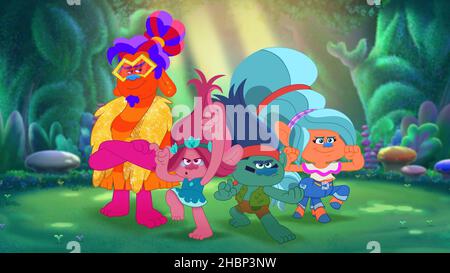 TROLLSTOPIA, (aka TROLLS TOPIA), Branch (voice: Skylar Astin), Domin-Uh ...