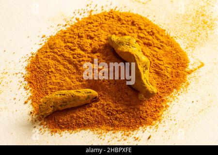 Turmeric stick and powder. Complementary medicine Stock Photo - Alamy