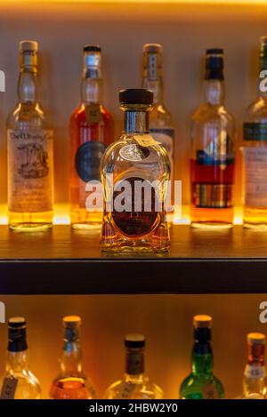 Writers bar, Raffles Hotel Singapore Stock Photo - Alamy