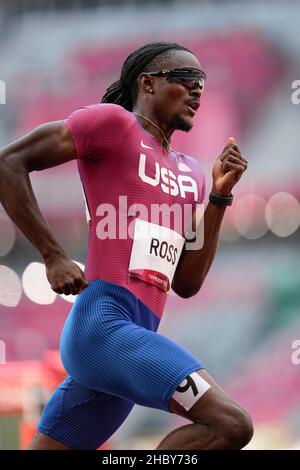 Randolph Ross competing in the 400 meters of the 2020 Tokyo Olympics ...