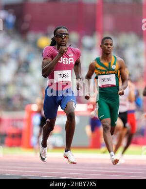 Randolph Ross competing in the 400 meters of the 2020 Tokyo Olympics ...