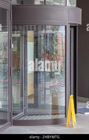 Automated Revolving Entrance Stock Photo - Alamy