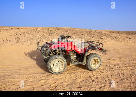 Atv vehicle in Egypt desert Stock Photo - Alamy