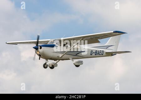 An aircraft at Sandtoft airfield Stock Photo - Alamy