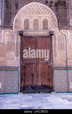 Facade with mosaic and arch gate of mosque in Samarkand Eternal city ...