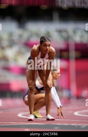 Nicole Yeargin participating in the semi-final of the 400 meters of the ...