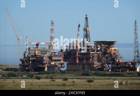 The Brent Alpha oil rig at Able Seaton Port premises,Hartlepool,England ...