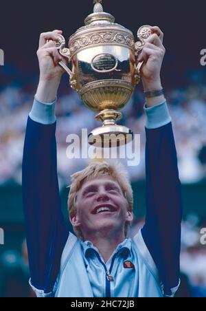 Tennis. Wimbledon 1986 Boris Becker, W Germany Stock Photo - Alamy