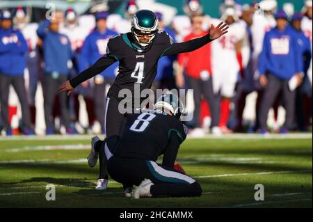 Philadelphia Eagles kicker Jake Elliott (4) celebrates his field goal ...