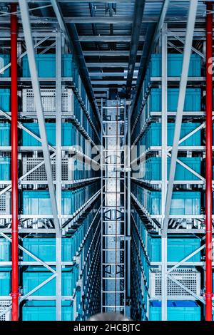 High Rack Shelf in Automated Storage and Retrieval System Fulfillment ...