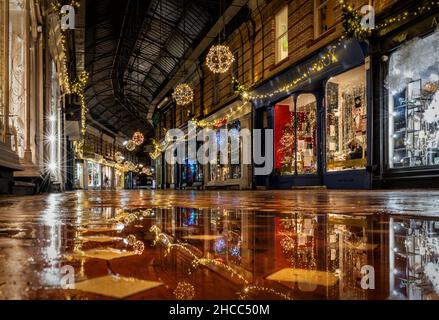 Westbourne Arcade, Bournemouth Stock Photo - Alamy