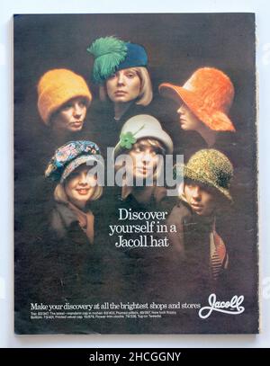 1970s Cosmopolitan Magazine Stock Photo - Alamy