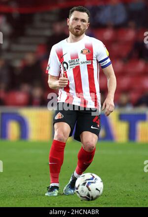 Sunderland's Corry Evans during the Sky Bet League 1 match between ...
