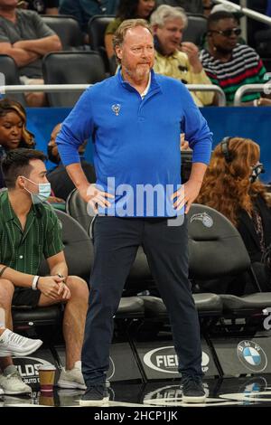 Milwaukee Bucks coach Mike Budenholzer stand aside the court during NBA ...