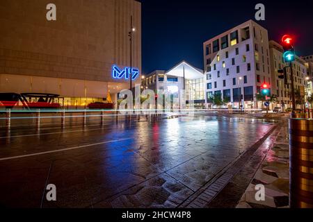 Night view of Building Architecture of Mushreib Downtown Doha Stock ...