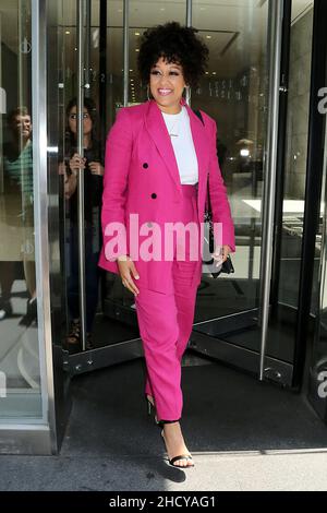 New York - NY - 20190628 Tia Mowry-Hardrict at SiriusXM to talk about ...
