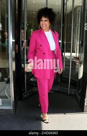 New York - NY - 20190628 Tia Mowry-Hardrict at SiriusXM to talk about ...