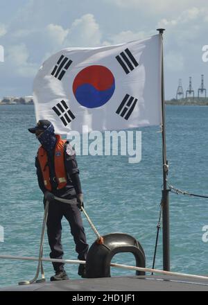 ROKS Yun Bonggil (SS 077) 190605 Stock Photo - Alamy