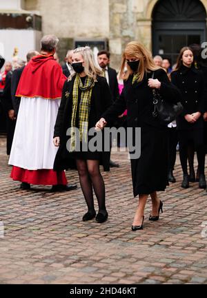 Mourners arrive for the funeral of Cornish comedian Jethro at Truro ...