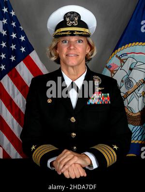 Captain Amy Bauernschmidt, commanding officer of Nimitz-class aircraft ...