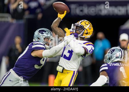 Kansas State defensive end Nate Matlack sacks West Virginia quarterback ...
