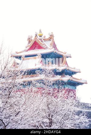 Beautiful shot of the Beijing Gugong Palace with the first snow Stock ...
