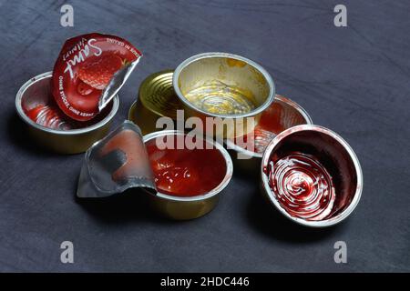 Various jams in portion packs, jam Stock Photo - Alamy