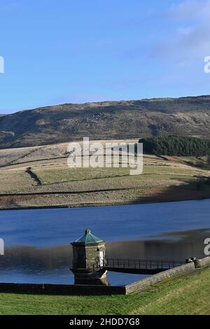Hayfield Reservoir, High Peak, Derbyshire Stock Photo - Alamy