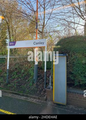 Railway station Canley Stock Photo - Alamy