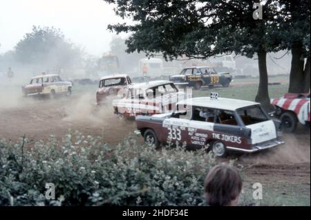 1970s, historical, banger or stock car racing, Harringay Stadium ...