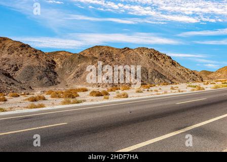 egypt, road, egyptian, egypts, roads, street, streets Stock Photo - Alamy
