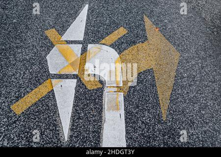 detour, turn, road markings, detours, turns Stock Photo - Alamy