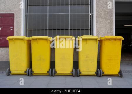 yellow, dustbin, yellows, dustbins Stock Photo - Alamy