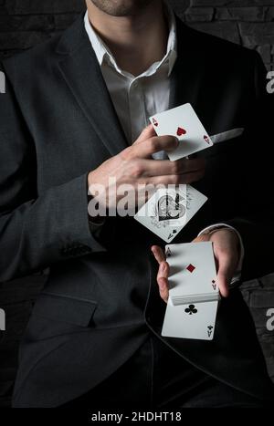 cards, mixing, card Stock Photo - Alamy